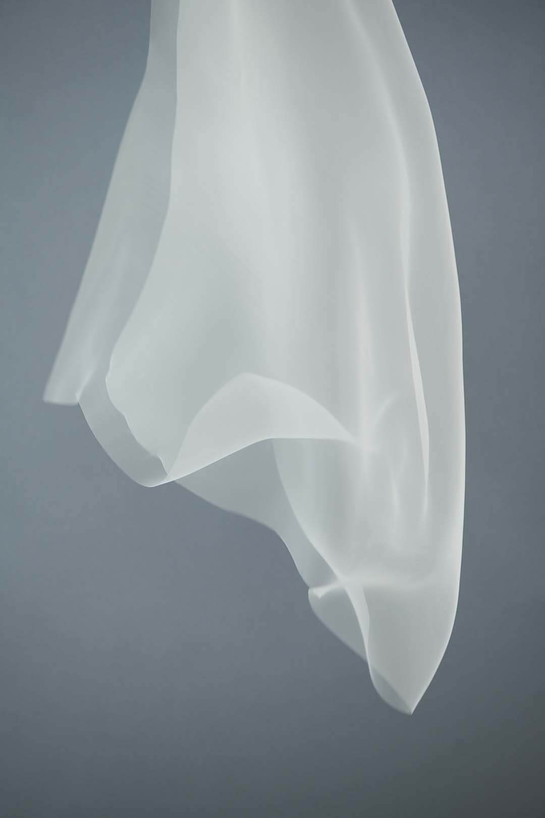 The ever-changing expressions of the air, a phenomenon we seldom notice ...