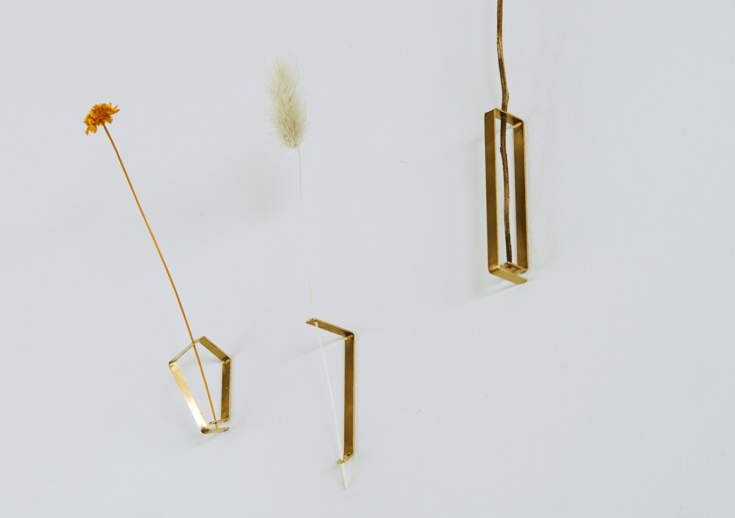 A single-flower vase that feels like a touch of nature. A lifestyle that feels connected to ...